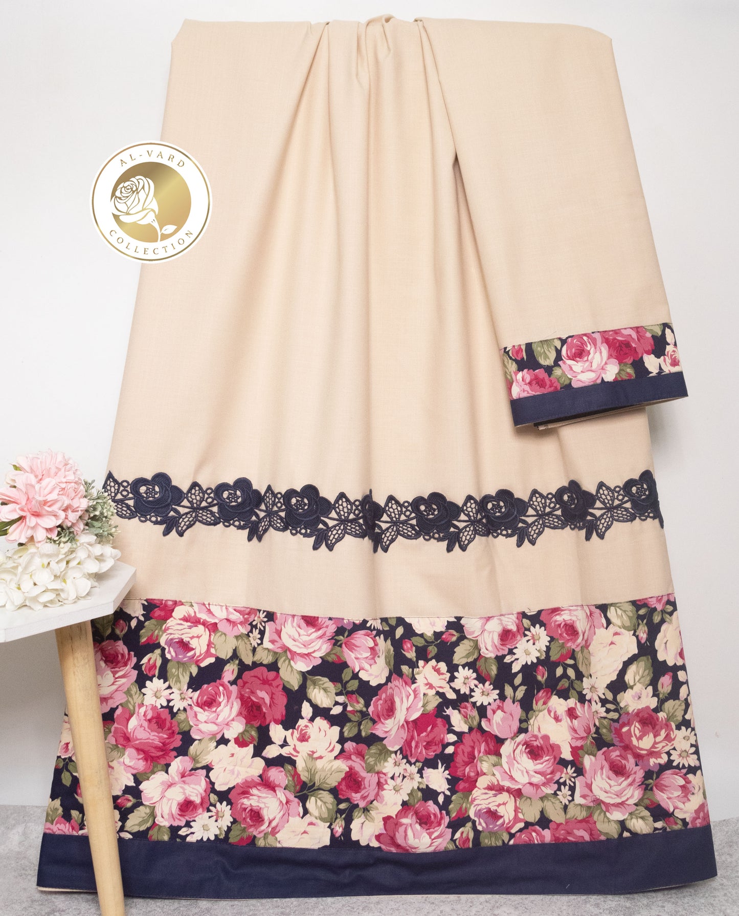 Beige Rida With Smart Floral Panel & Dark Color Lace – AL-Vard Collection