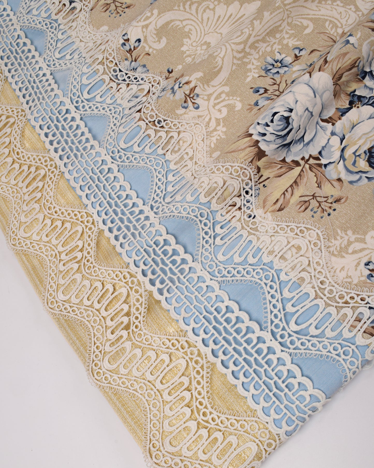 Cream Rida With Smart Floral Panel & Smart Lace – AL-Vard Collection