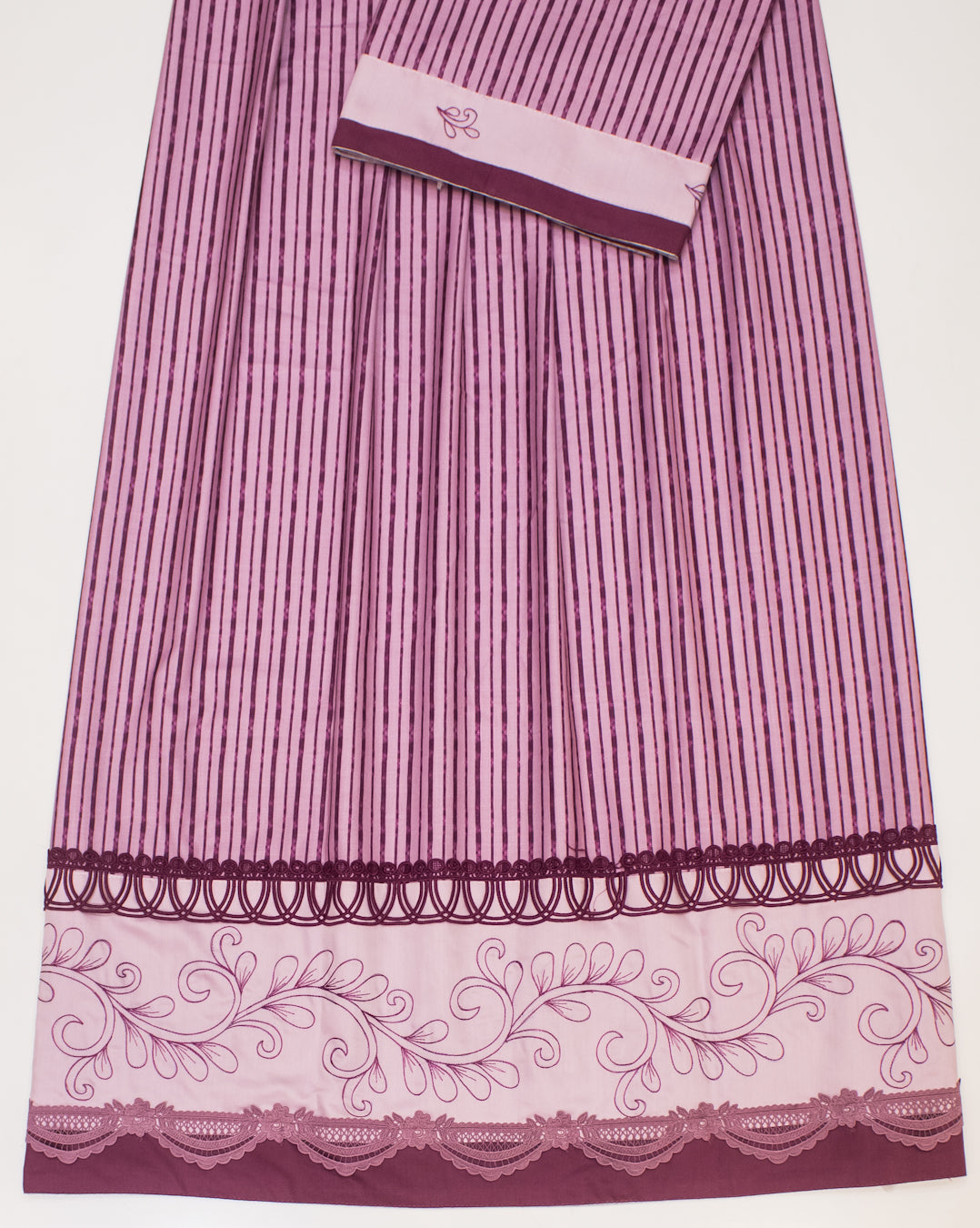 Purple Lining Rida With Smart Panel & Embroidery Work On It – AL-Vard ...